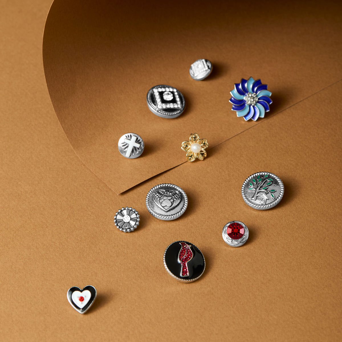 Glitz Cardinal – Ginger Snaps & Co.